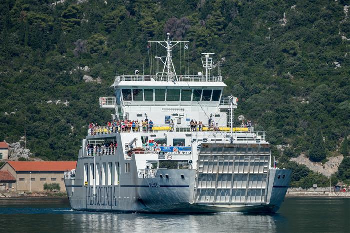 Od vikenda dodatni trajekt na liniji Orebić-Korčula | Dubrovnik INsider