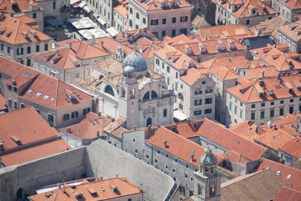 Otkazi ugovora o zakupu na sedam dana za sedam javnih površina unutar ...